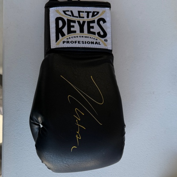Autograph | Other | Autograph Black And White Boxing Glove | Poshmark